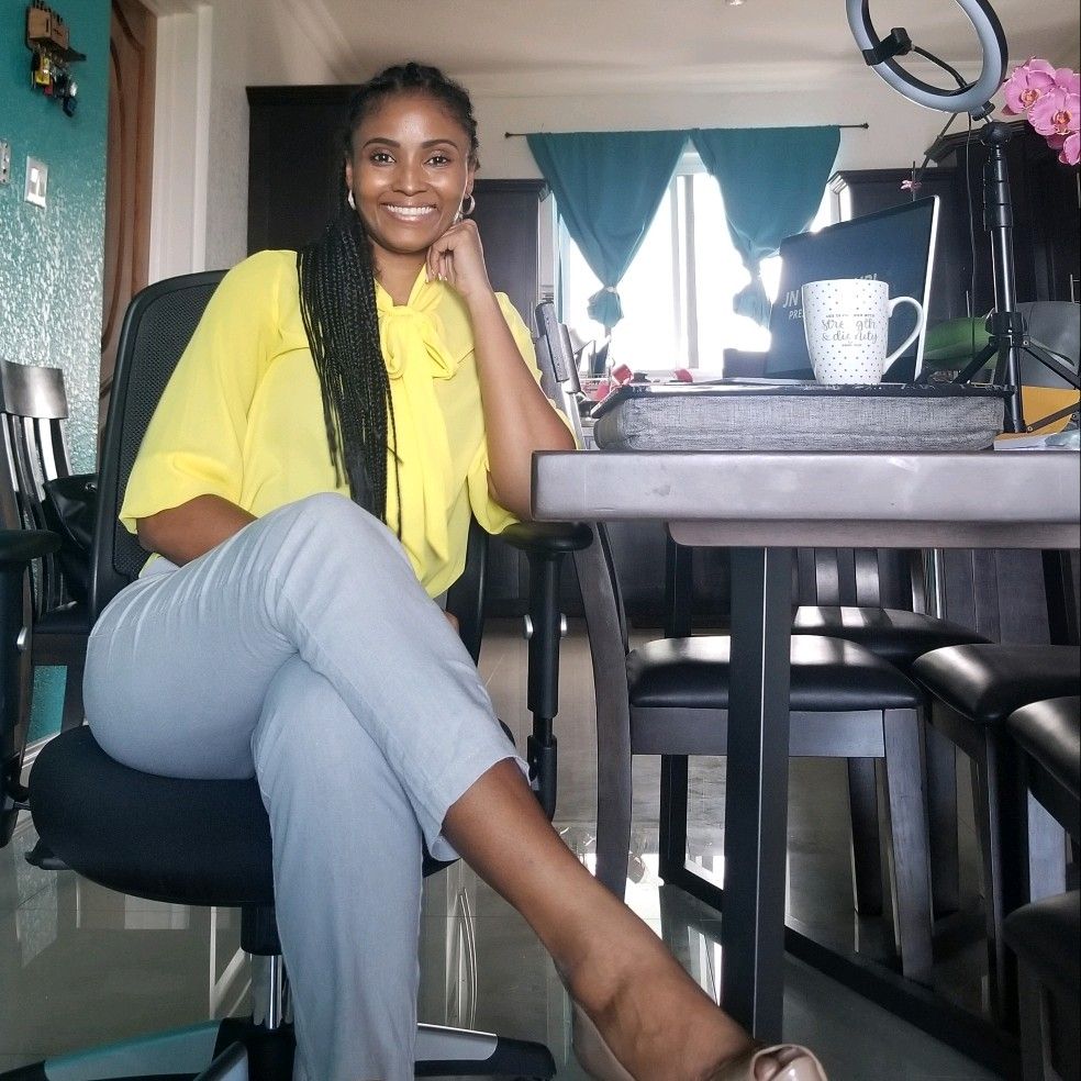 GET TO KNOW ME – Naketa West