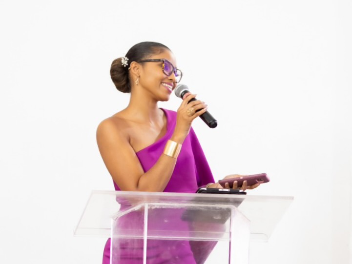 GET TO KNOW ME – Naketa West